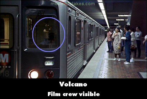 Volcano (1997) movie mistake picture (ID 141156)