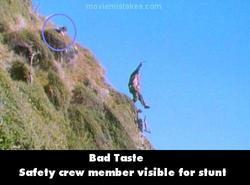 Bad Taste (1987) movie mistake picture (ID 16760)