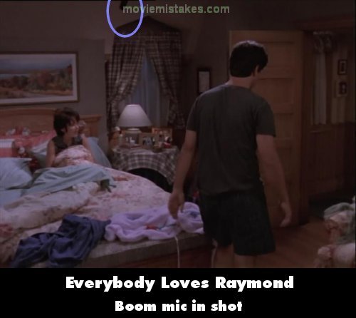 Everybody Loves Raymond 1996 Tv Mistake Picture Id 171280
