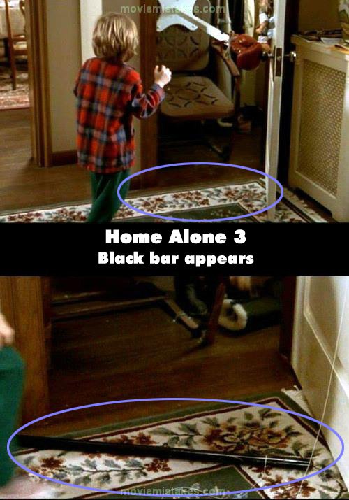 Home Alone 3 (1997) movie mistake picture (ID 76580)