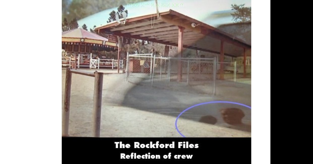 The Rockford Files (1974) TV mistake picture (ID 346145)