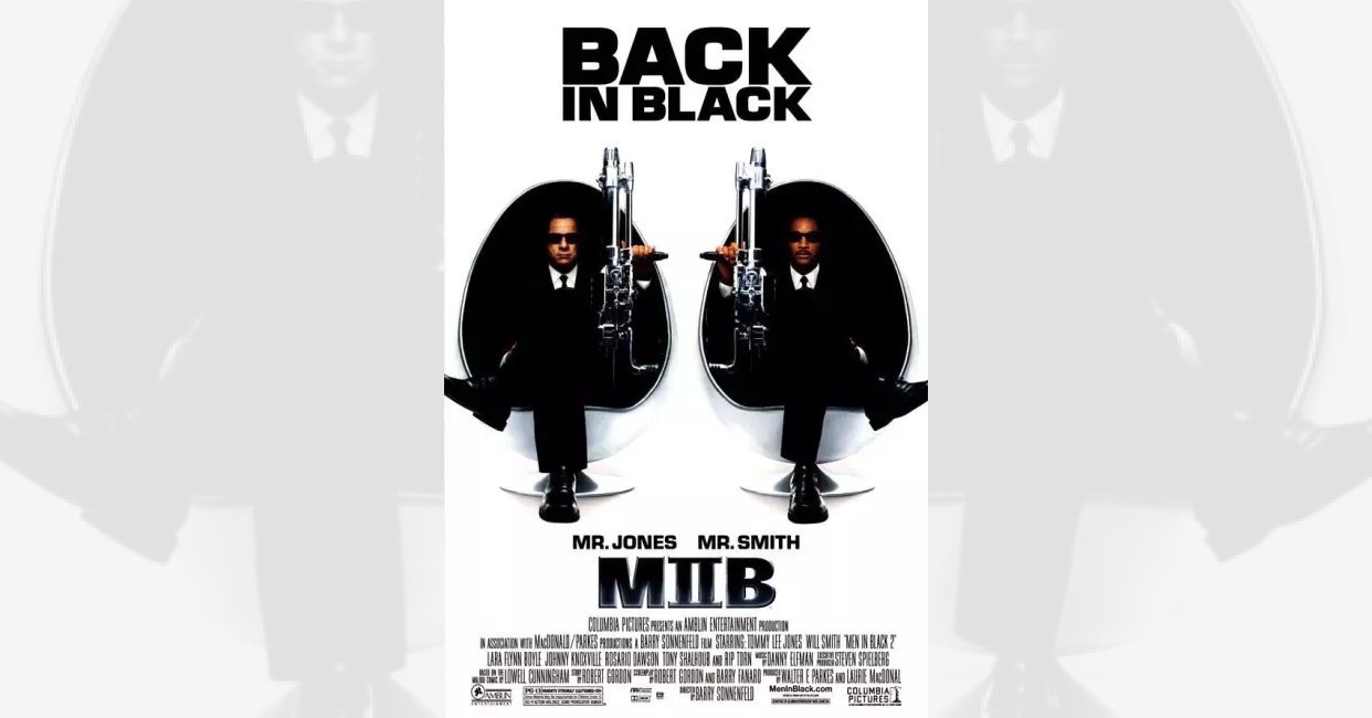 Men in Black II (2002) mistakes